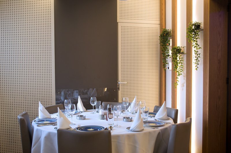 ΠΥΞΙΔΑ ΨΑΡΟΤΑΒΕΡΝΑ - cyprusspots.com